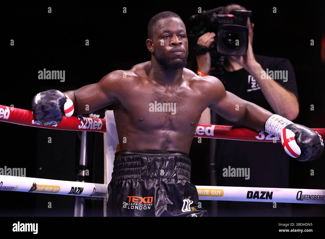 Aloys Youmbi in the vacant Commonwealth Boxing Council Cruiserweight ...