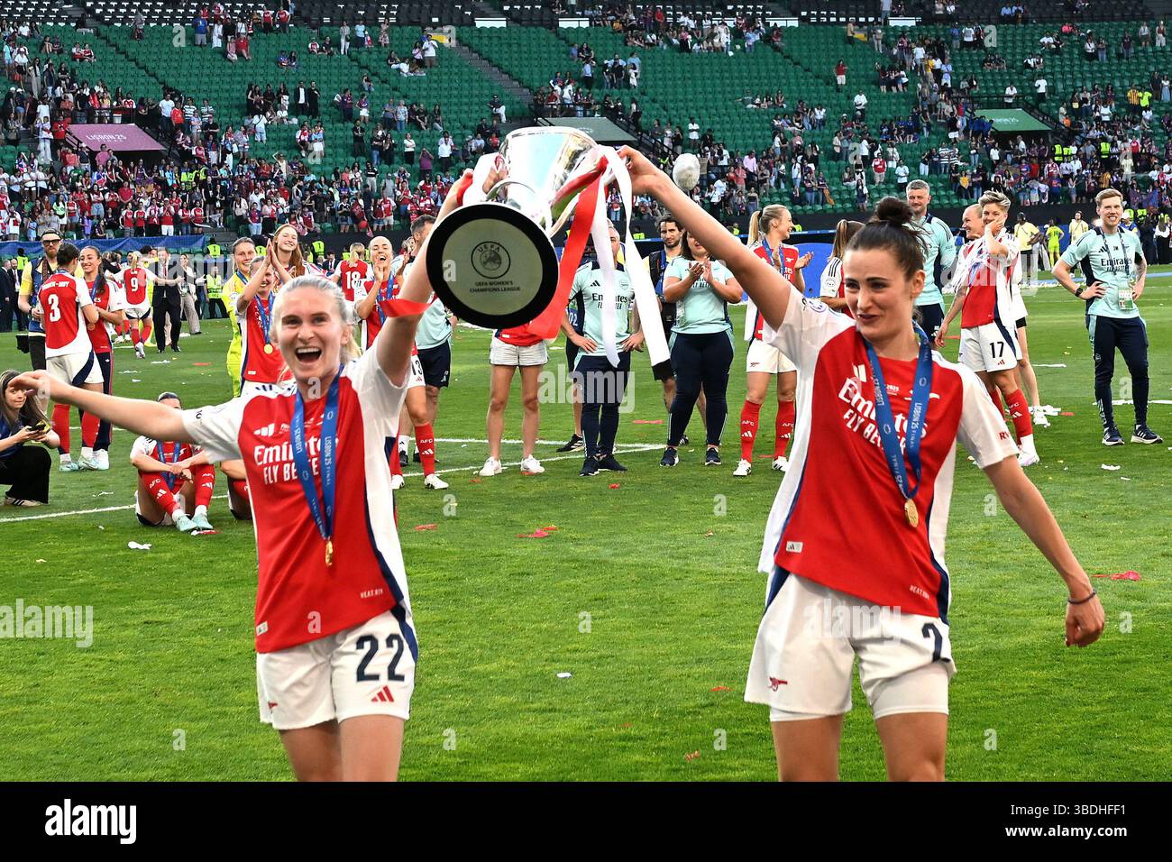 Arsenal's Jenna Nighswonger (left) and Emily Fox celebrate with the ...