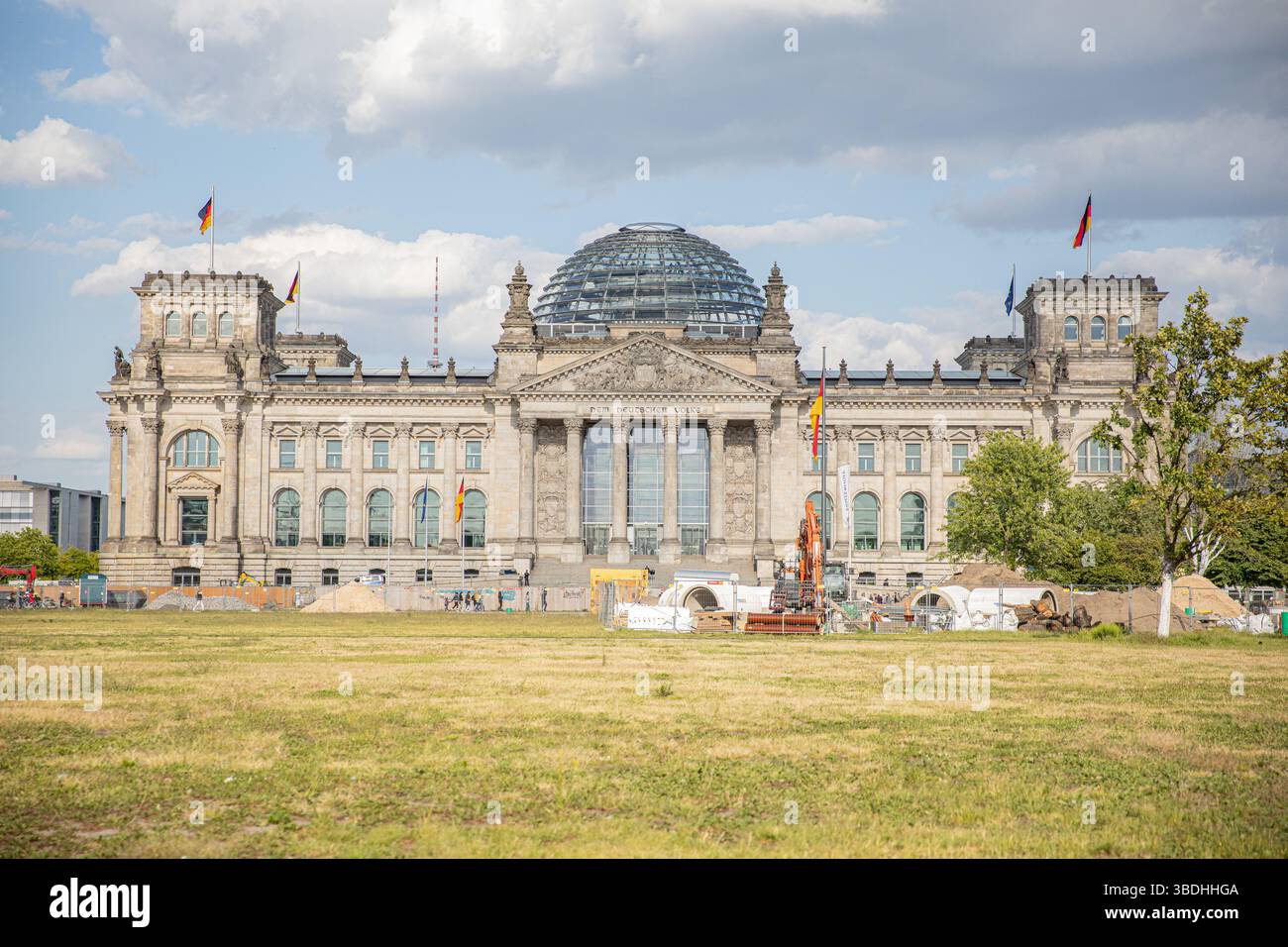 Berlin, Germany. 24th May, 2025. The Reichstag building is pictured in ...