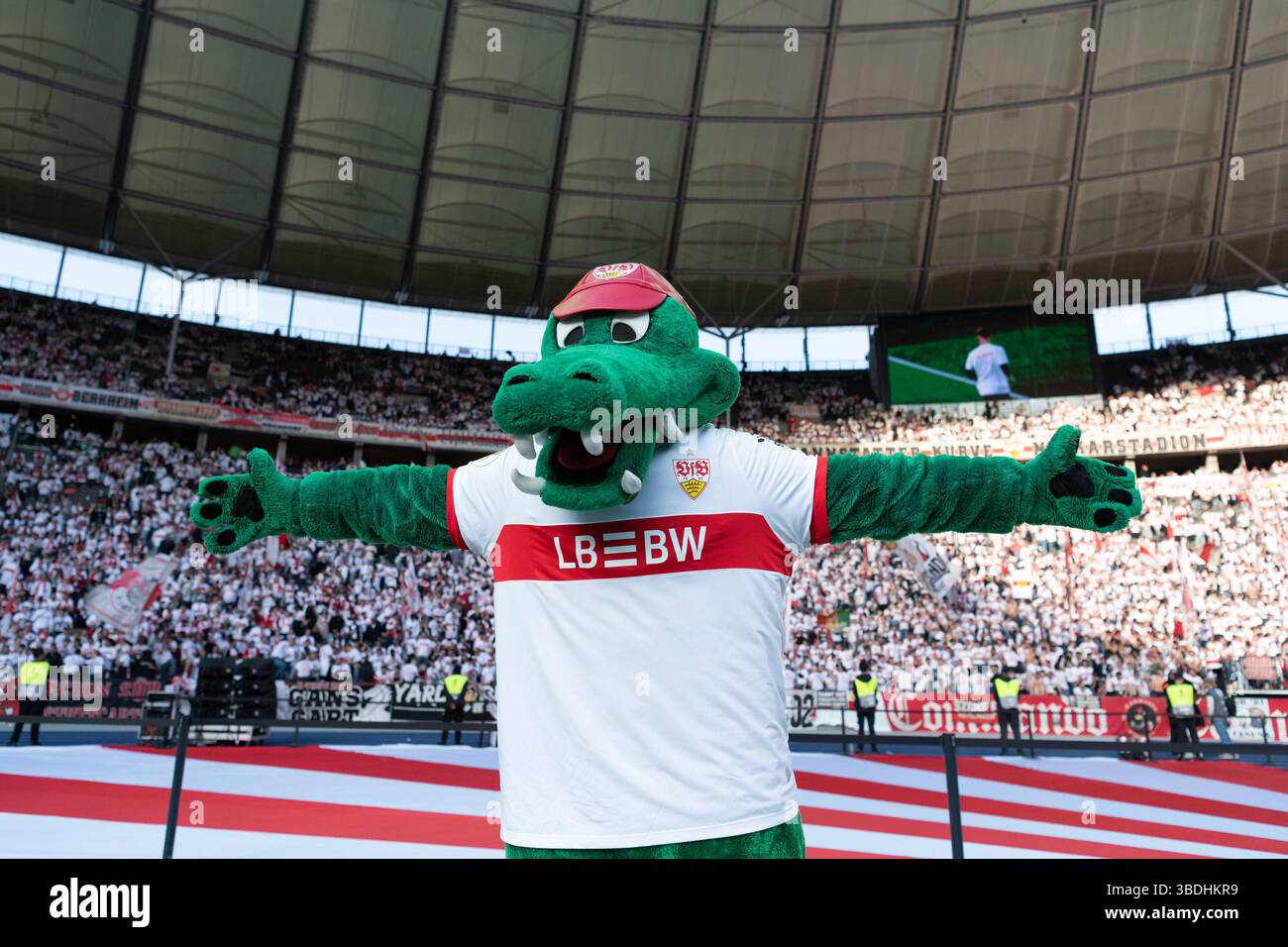 Berlin, Deutschland. 24th May, 2025. Fritzle (VfB Stuttgart ...