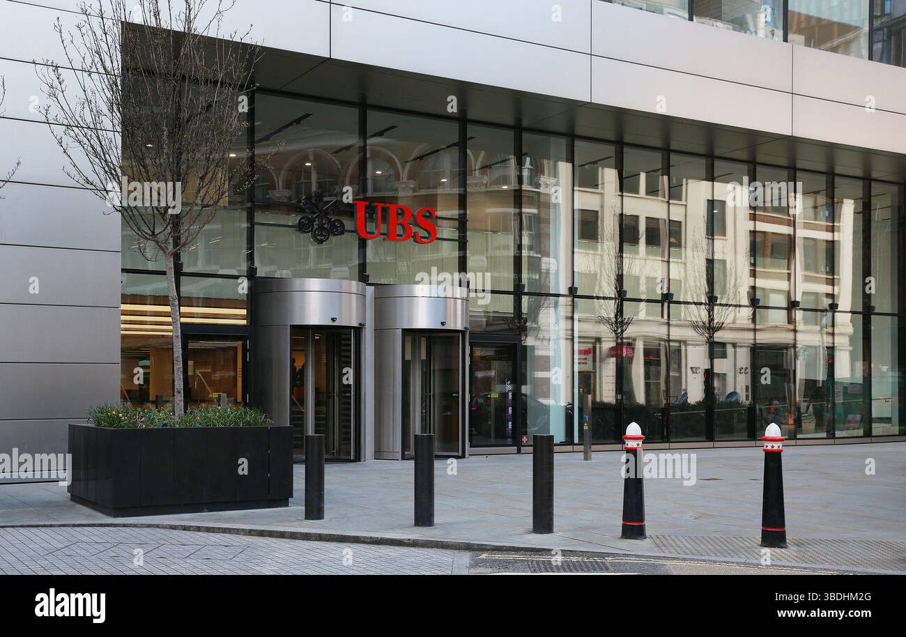 UBS head office at 5 Broadgate, London Stock Photo - Alamy
