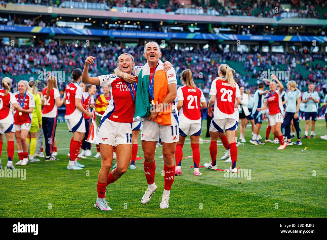 Chloe Kelly and Kate McCabe seen during UEFA Womens Champions League ...