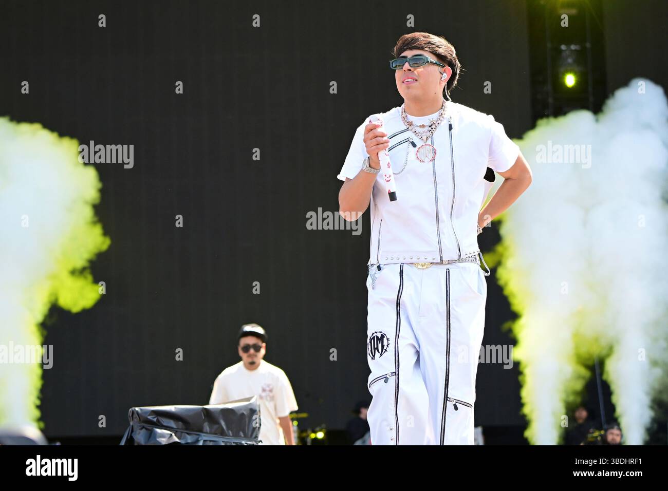 Oscar Maydon performs at 2025 Suenos Music Festival on Saturday, May 24 ...