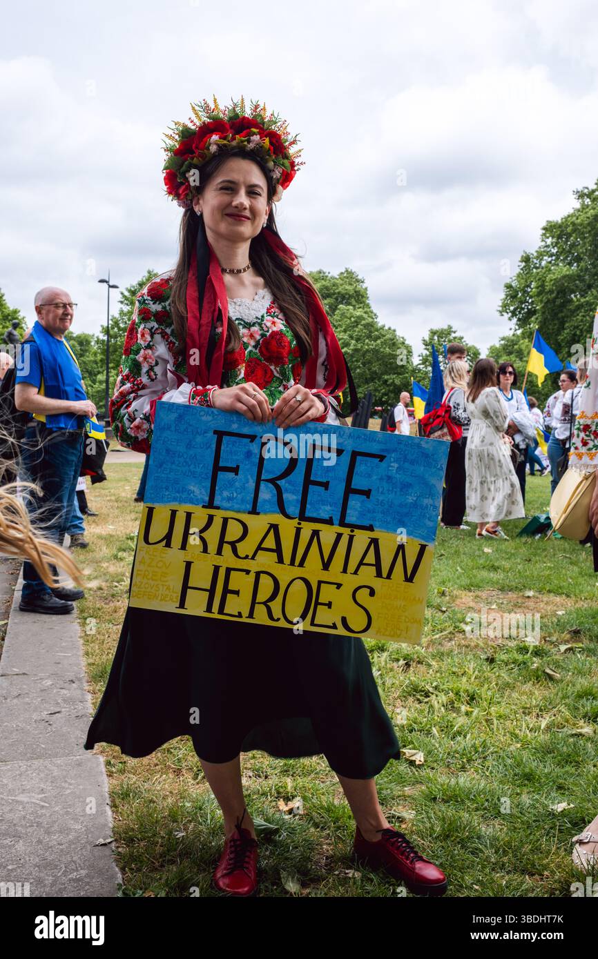 National park protest march 2025 hi-res stock photography and images ...