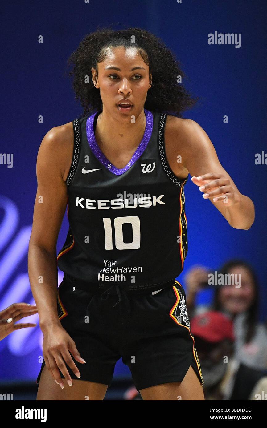 Uncasville, Connecticut, USA. 20th May, 2025. Connecticut Sun center ...