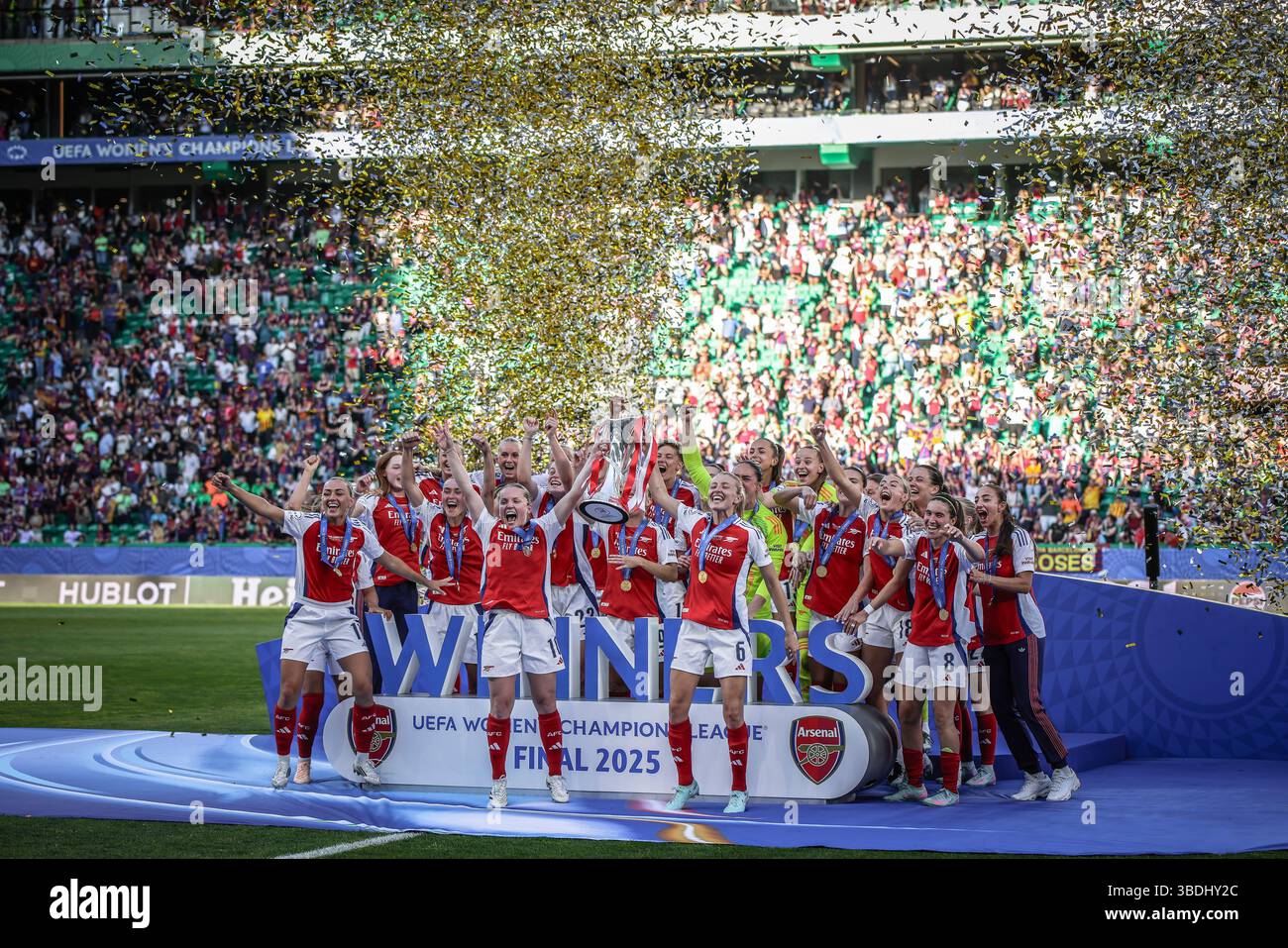 Trophy lift UEFA Women’s Champions League Final 2025: Arsenal A vs ...