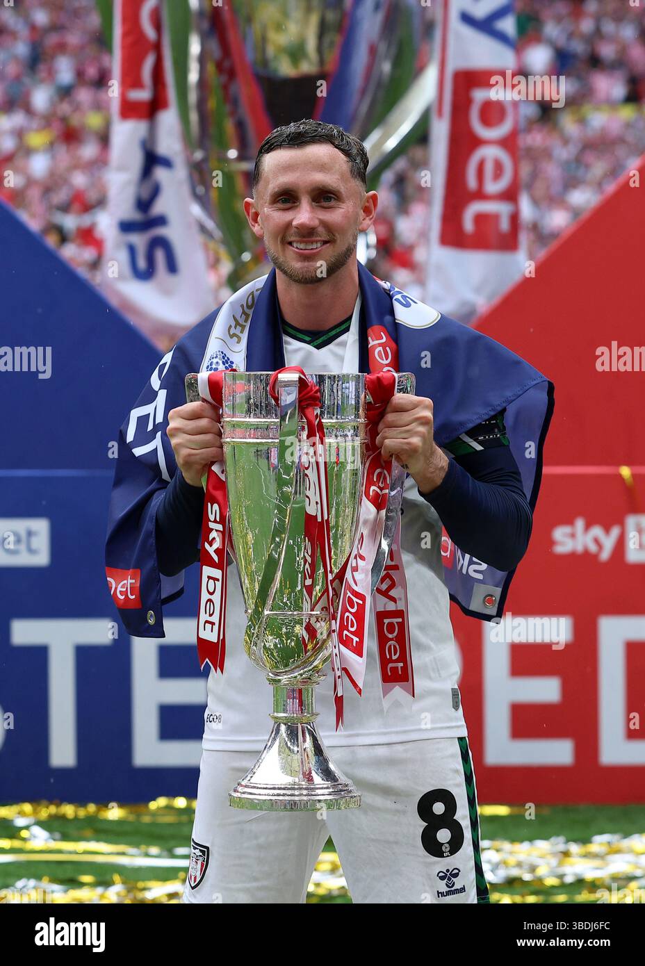 Wembley Stadium, London, UK. 24th May, 2025. EFL Championship Play Off ...
