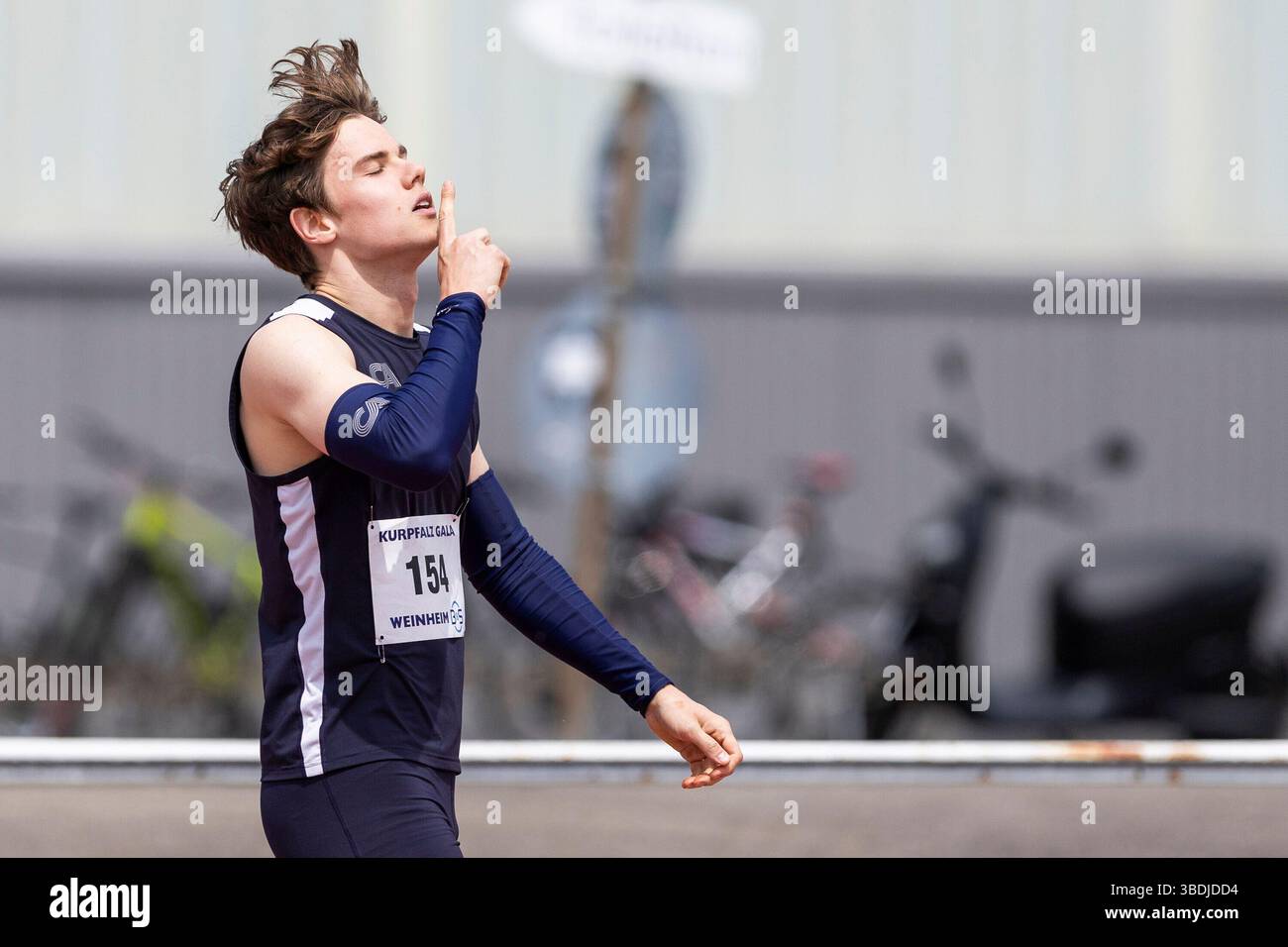 Noah M?ller (GER/Cologne Athletics) jubelt bei der B&S Kurpfalz Gala am ...