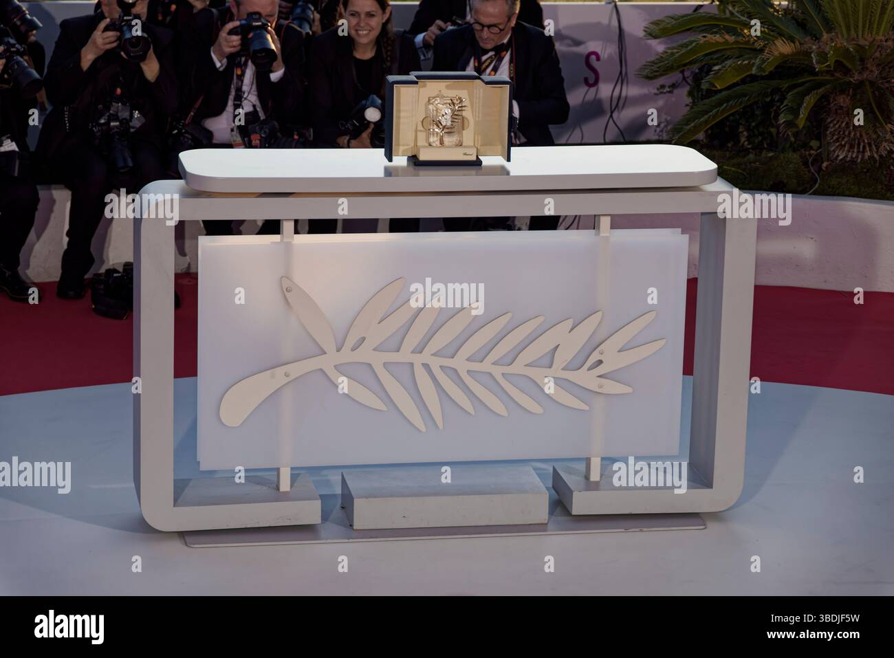 Cannes, France. 24th May, 2025. The Palme D'Or by Chopard on display ...