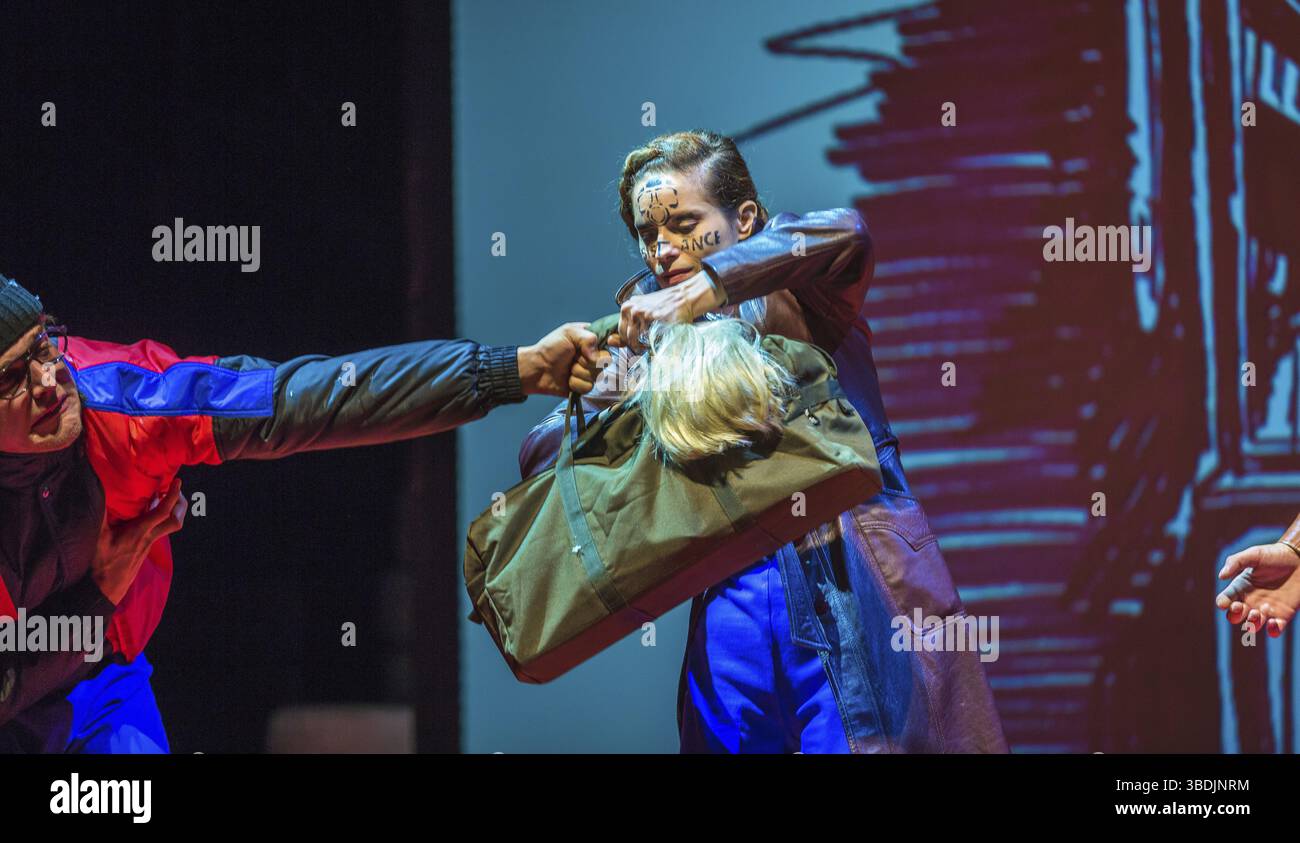 In a production by the Gorki Theatre (Berlin) with Mazen Aljubbeh ...