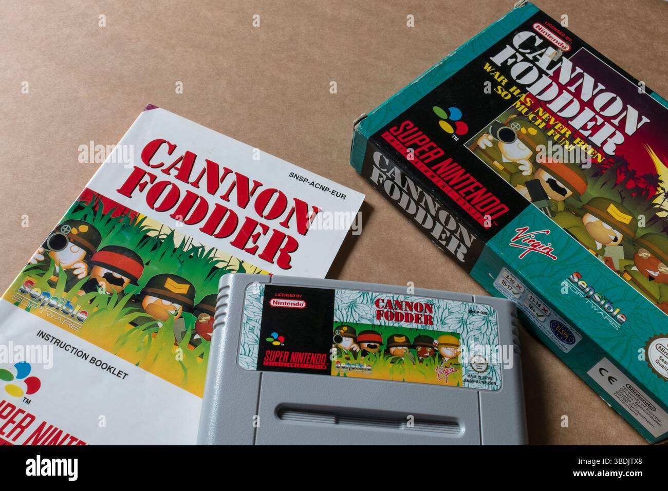Cannon Fodder Super Nintendo cartridge with game box and instructions ...