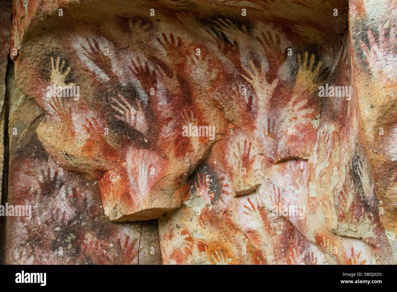 Cave of Hands in Argentina, cueva de las manos. Cave with hand arm ...