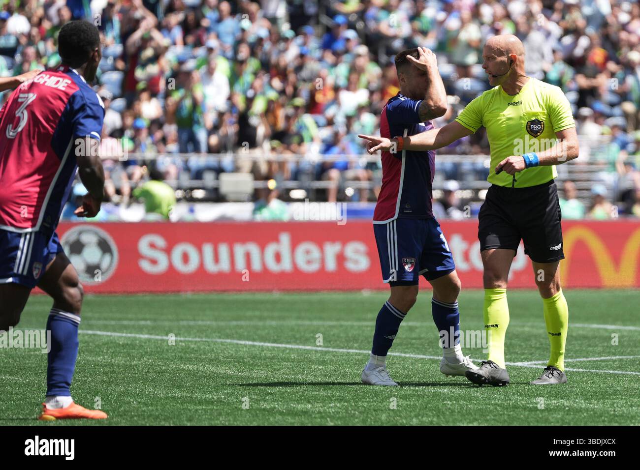 Seattle, United States. 24th May, 2025. Referee Alan Chapman points to ...