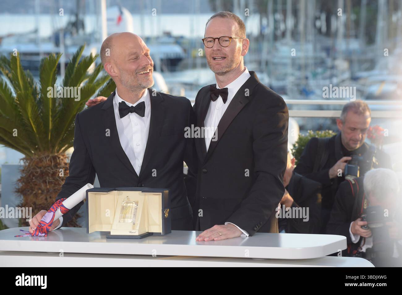 Cannes, France. 24th May, 2025. CANNES, FRANCE - MAY 24: Joachim Trier pose with the Grand Prix ...