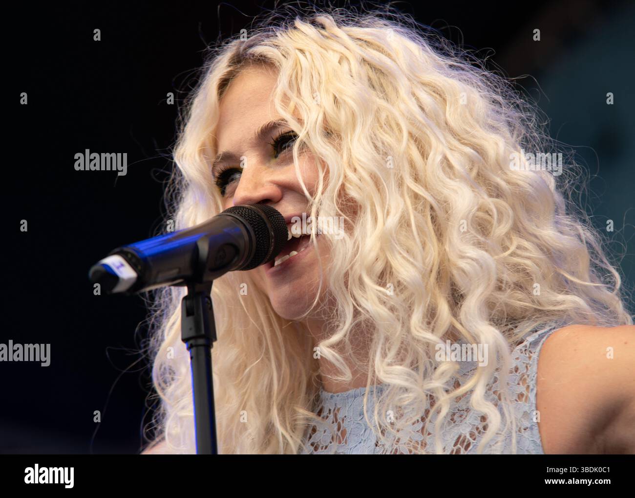 London, England. 24th May 2025. Pixie Lott wears a tshirt gifted by a ...