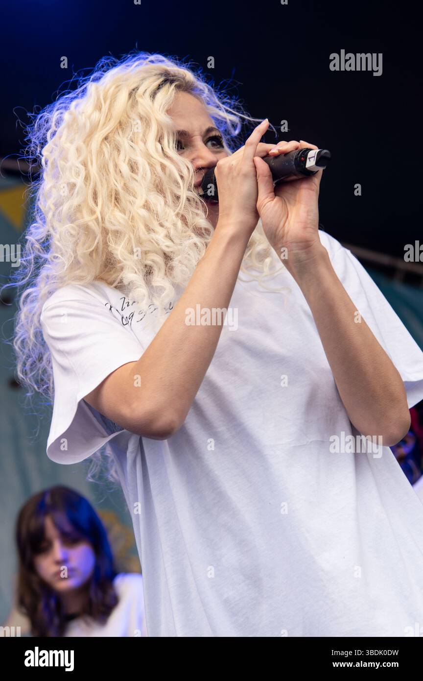London, England. 24th May 2025. Pixie Lott wears a tshirt gifted by a ...