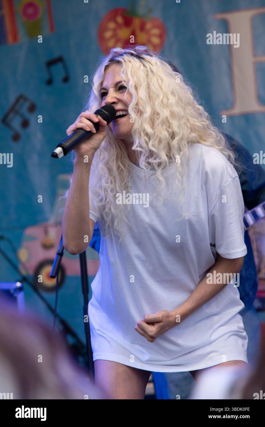London, England. 24th May 2025. Pixie Lott wears a tshirt gifted by a ...