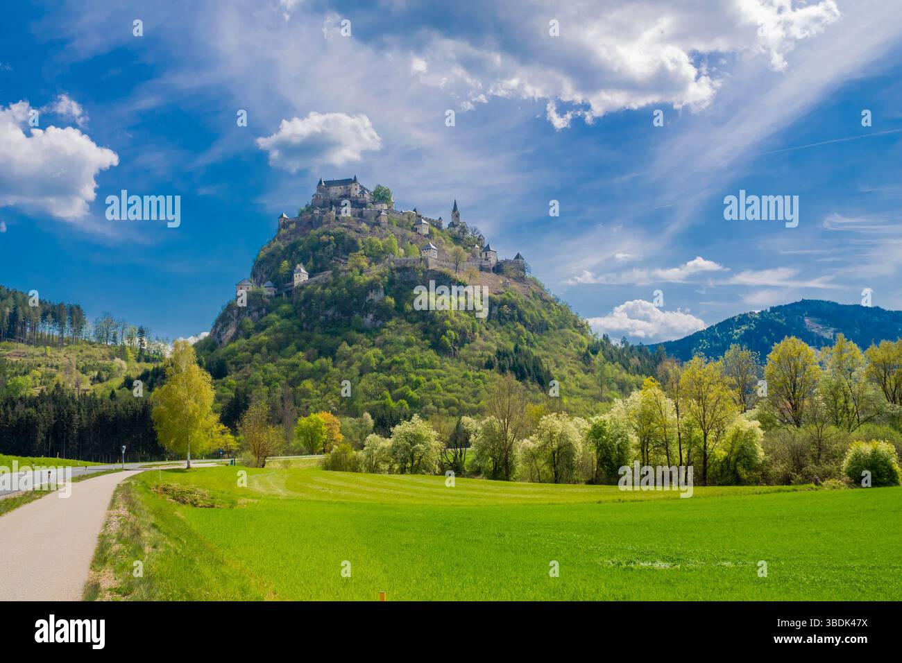Burg Hochosterwitz castle with towers and fortifications in Austria ...