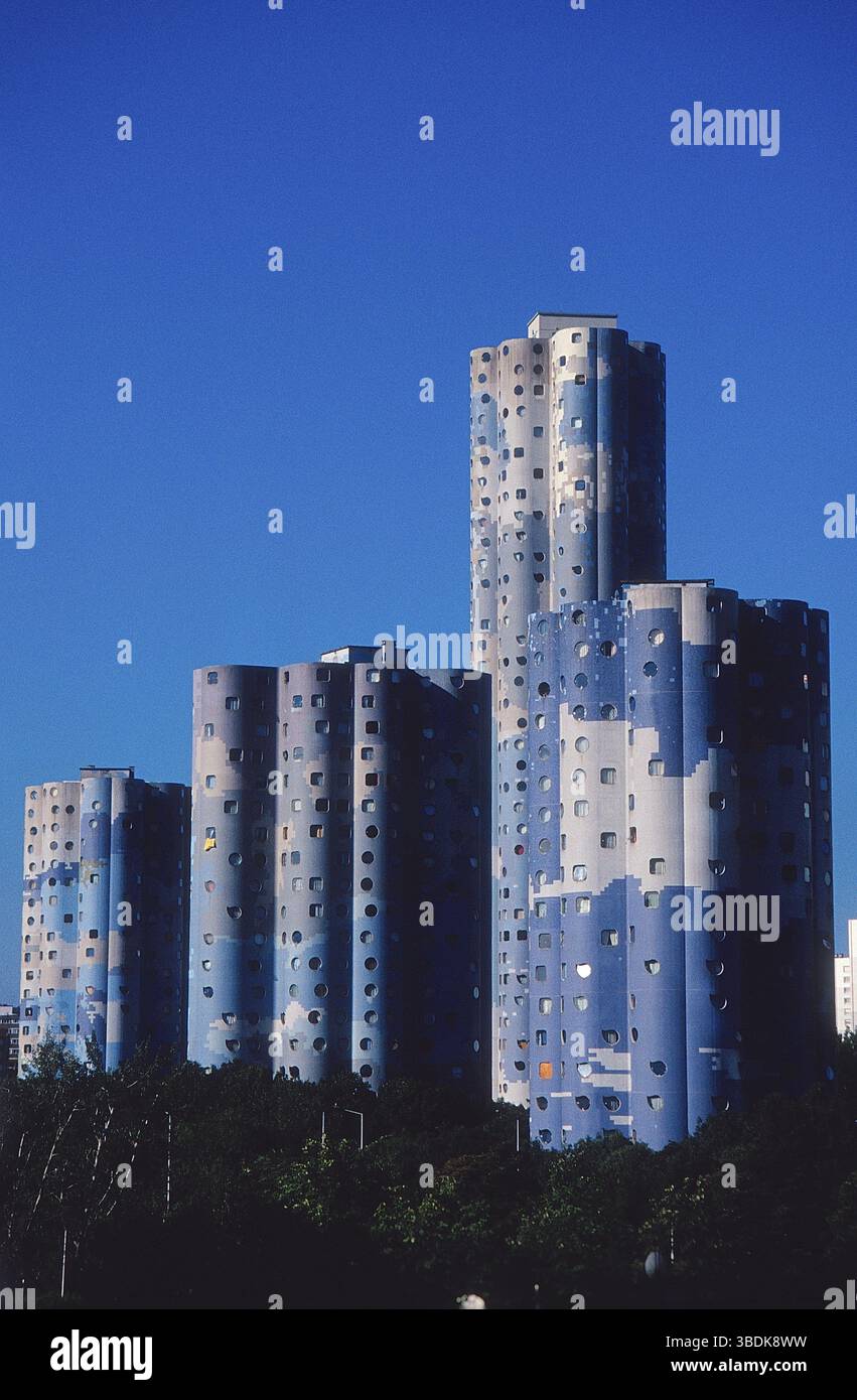 Tower blocks, La Defense, Paris, France, skyscrapers, vertical, France ...