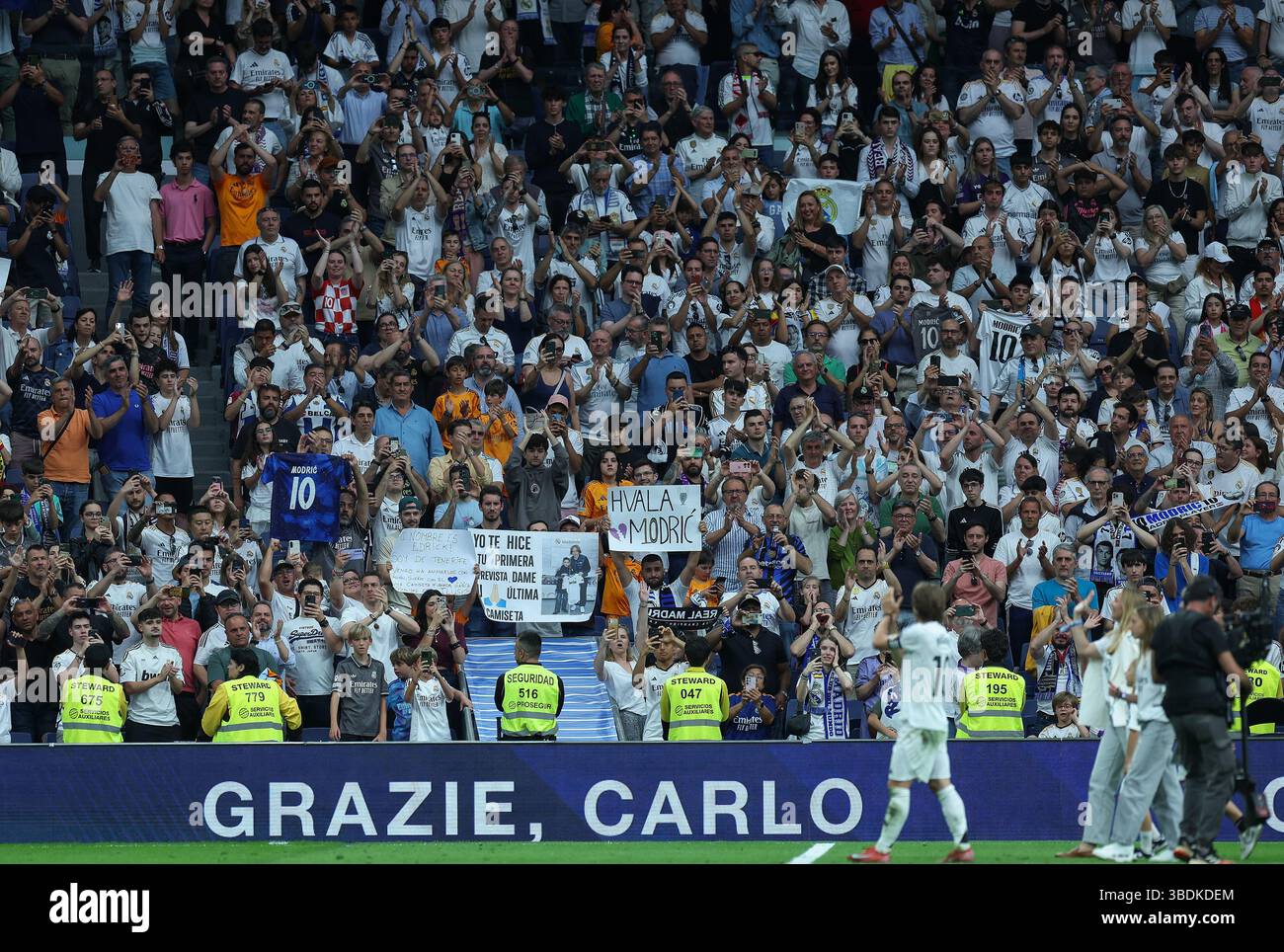 Madrid, Spain. 24th May, 2025. Luka Modric during his last match in a ...