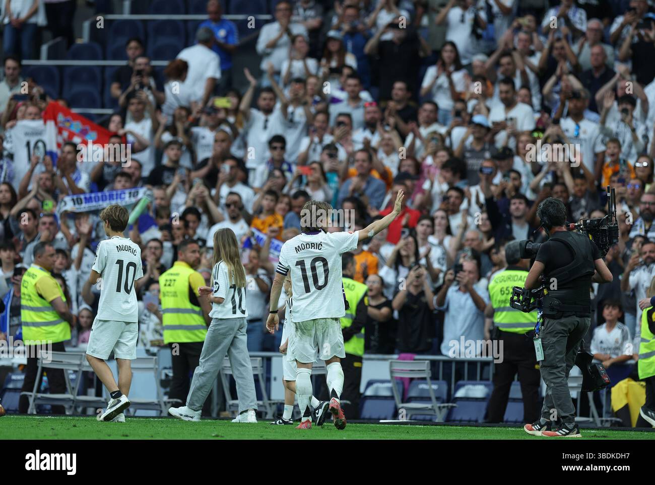 Madrid, Spain. 24th May, 2025. Luka Modric with his family during Luka ...