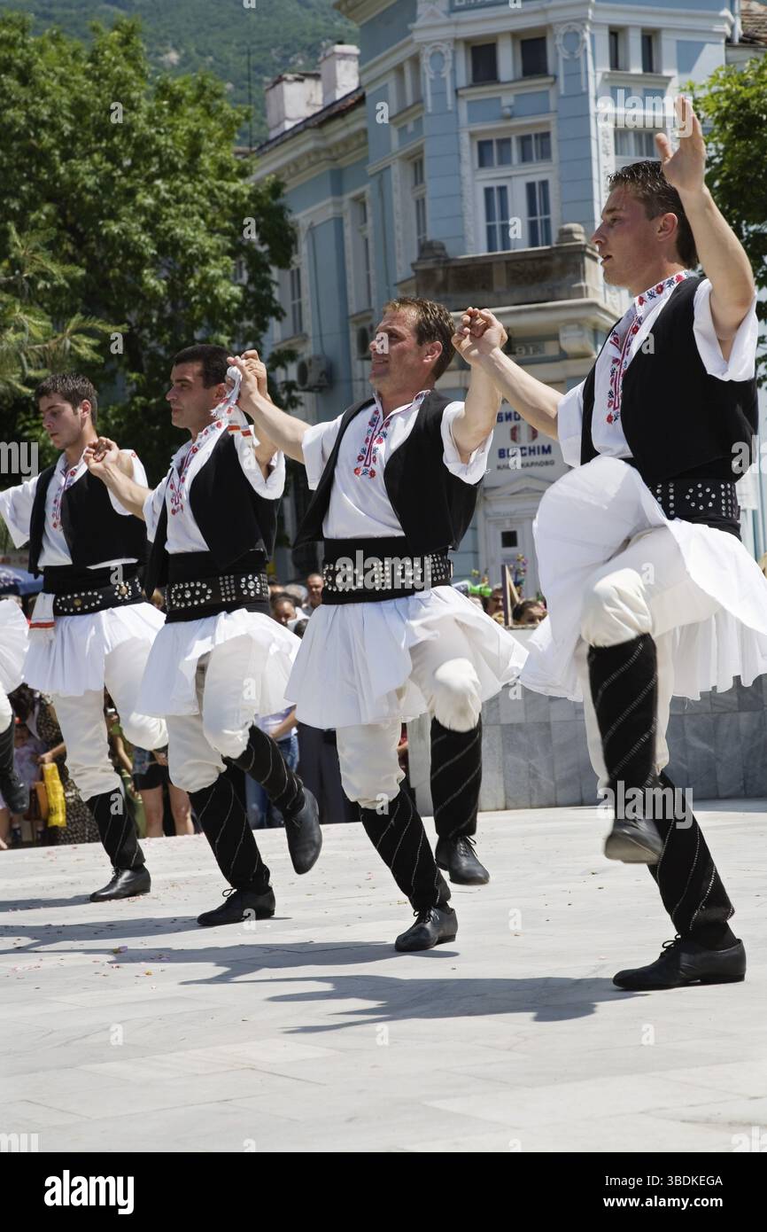 Men's dance group in traditional traditional costume, Rose Festival ...