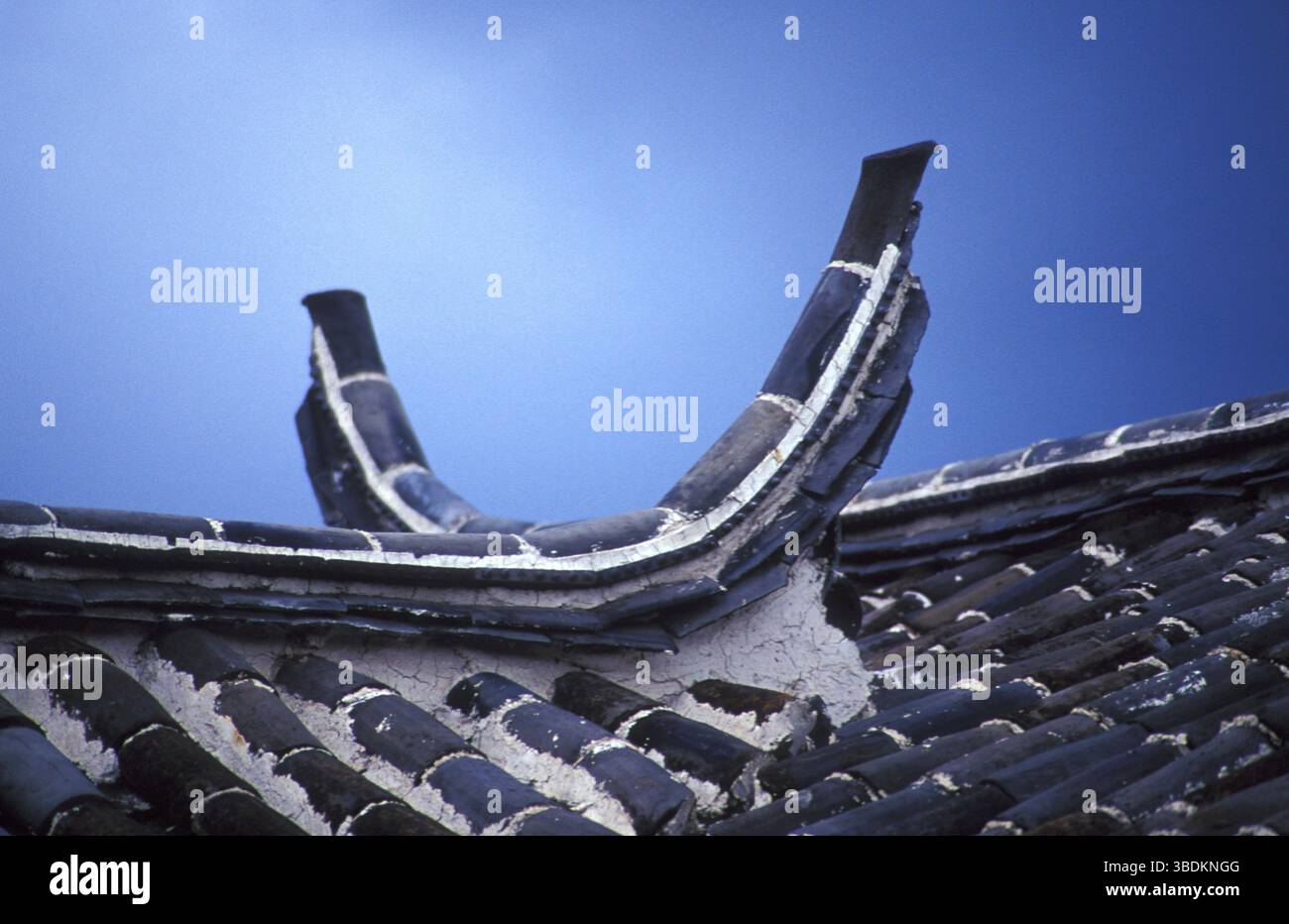 Typical Chinese roof gable, Lijiang, Yunnan, China, Asia Stock Photo ...