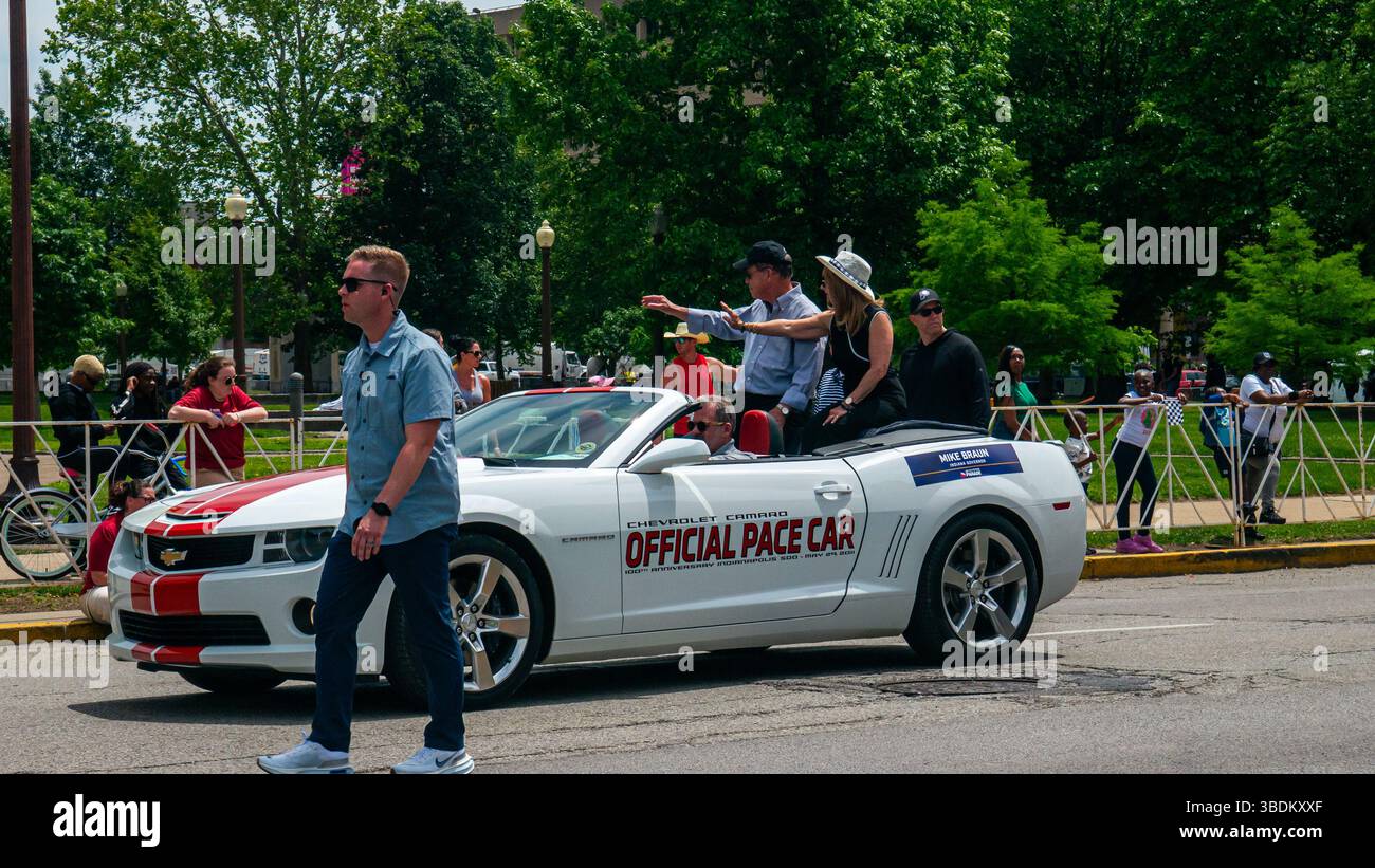 Indianapolis, USA. 24th May, 2025. Crowds of spectators watching the ...