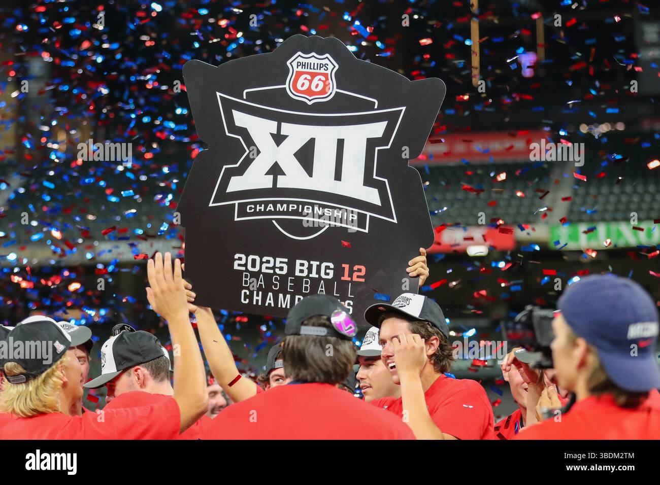 Arlington, Texas, USA. 24th May, 2025. The Arizona Wildcats baseball ...