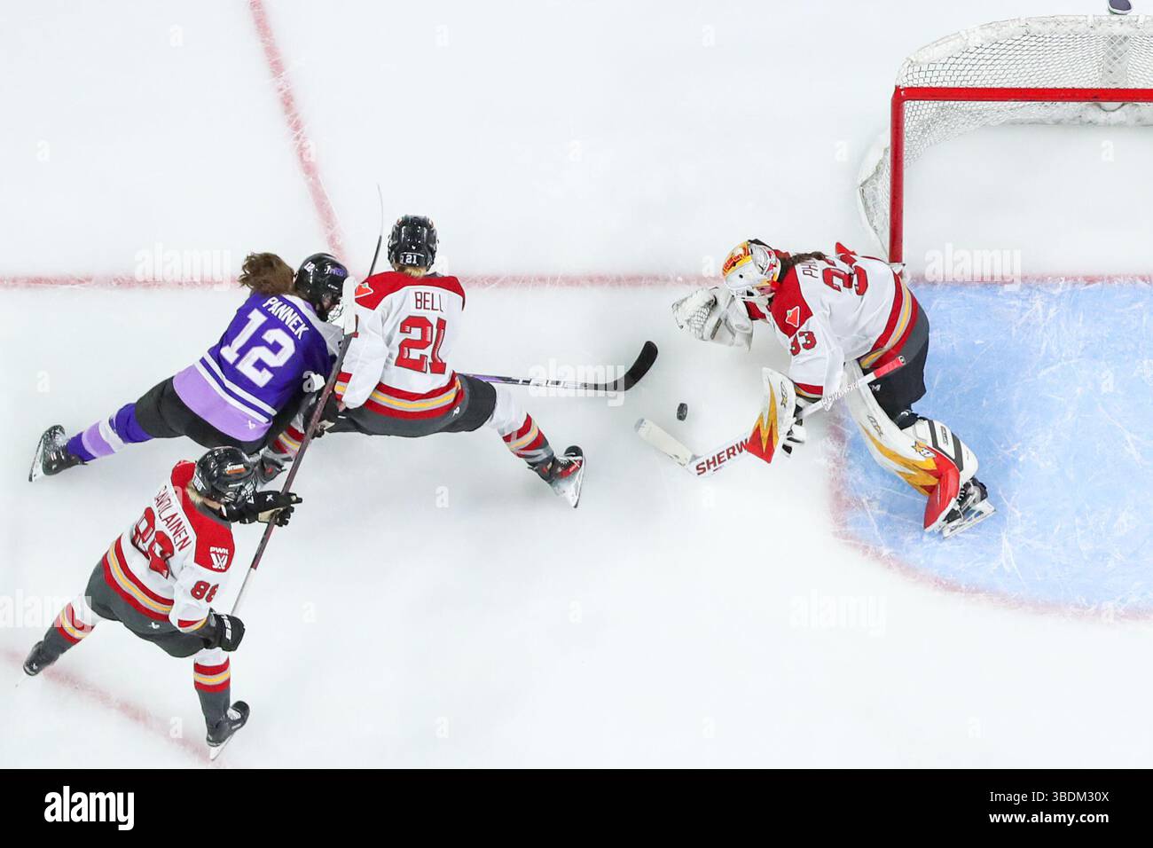 May 24th, 2025: Ottawa Charge goalie Gwyneth Philips (33) makes a save ...