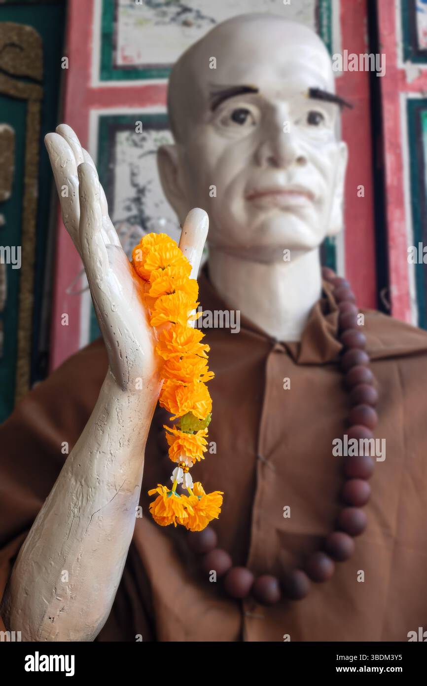 Serene buddhist monk hand hi-res stock photography and images - Alamy