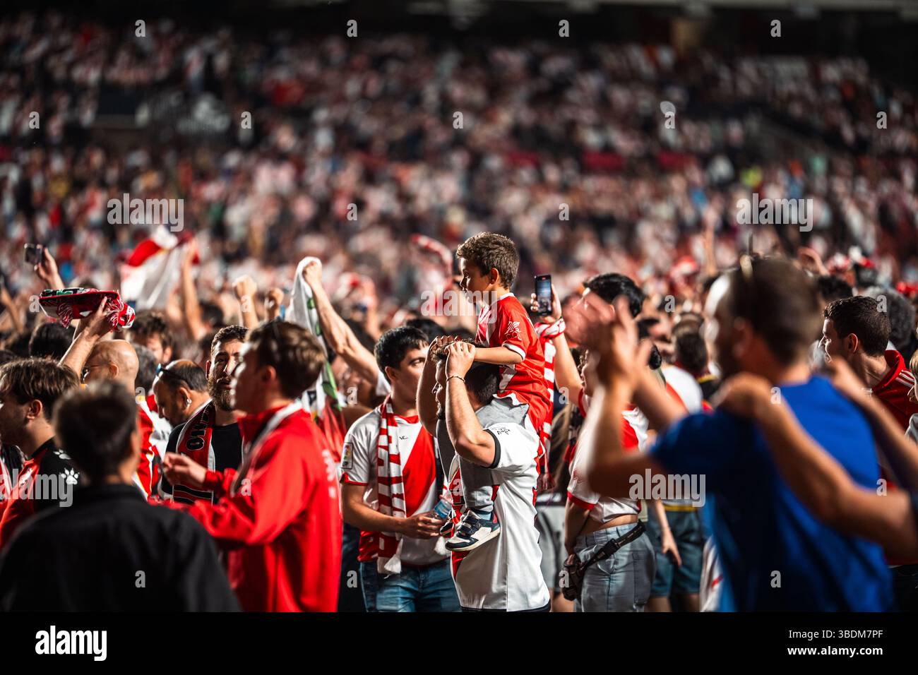 Fans invading the field during the Spanish championship La Liga ...