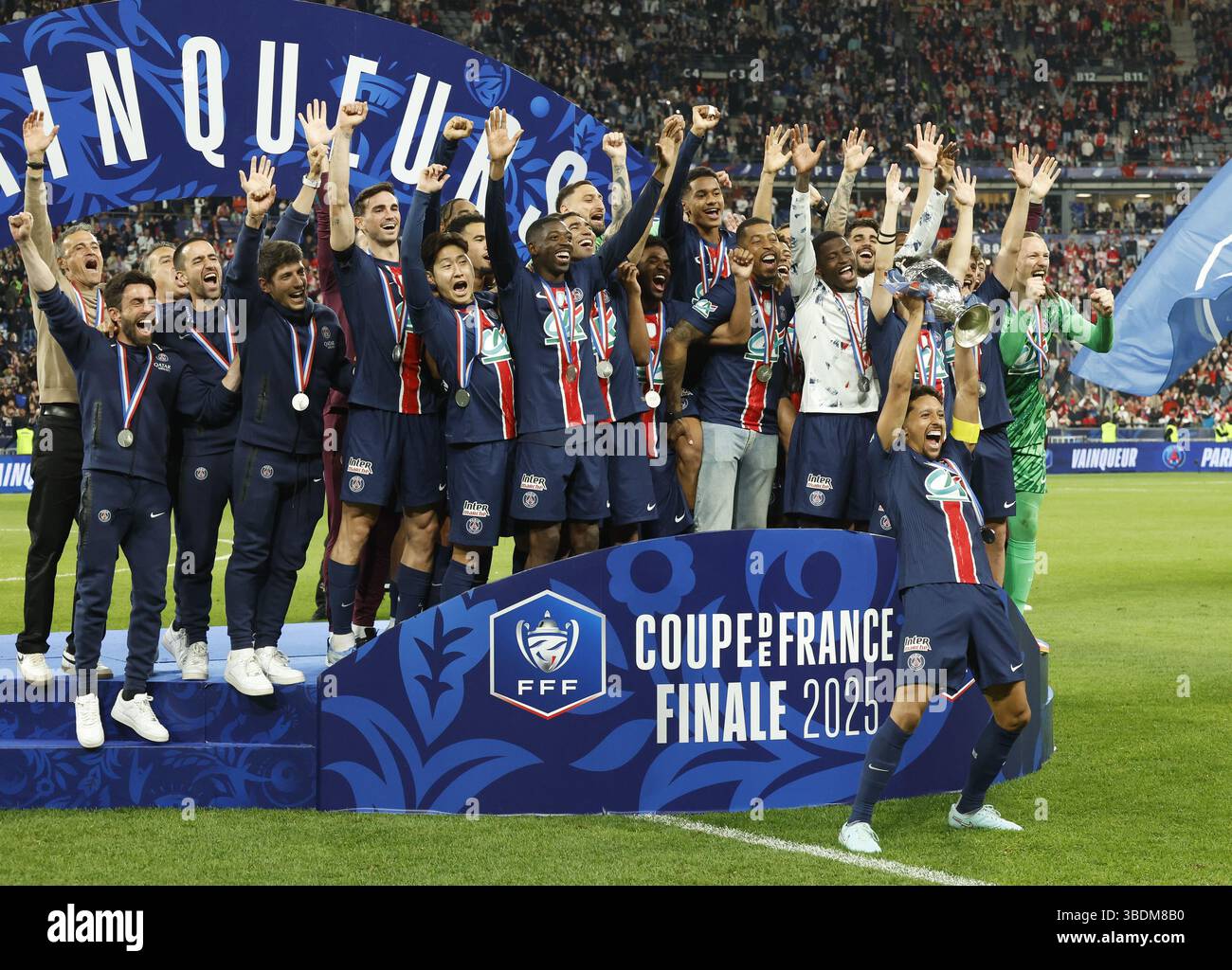 Captain of PSG Marquinhos and teammates celebrate the victory following ...