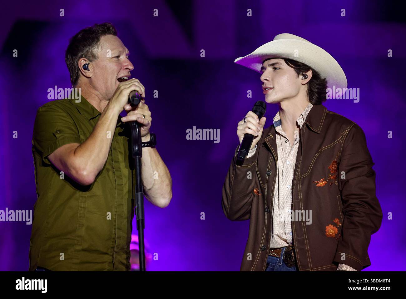 May 24, 2025: Craig Morgan is joined on stage by 2025 American Idol ...