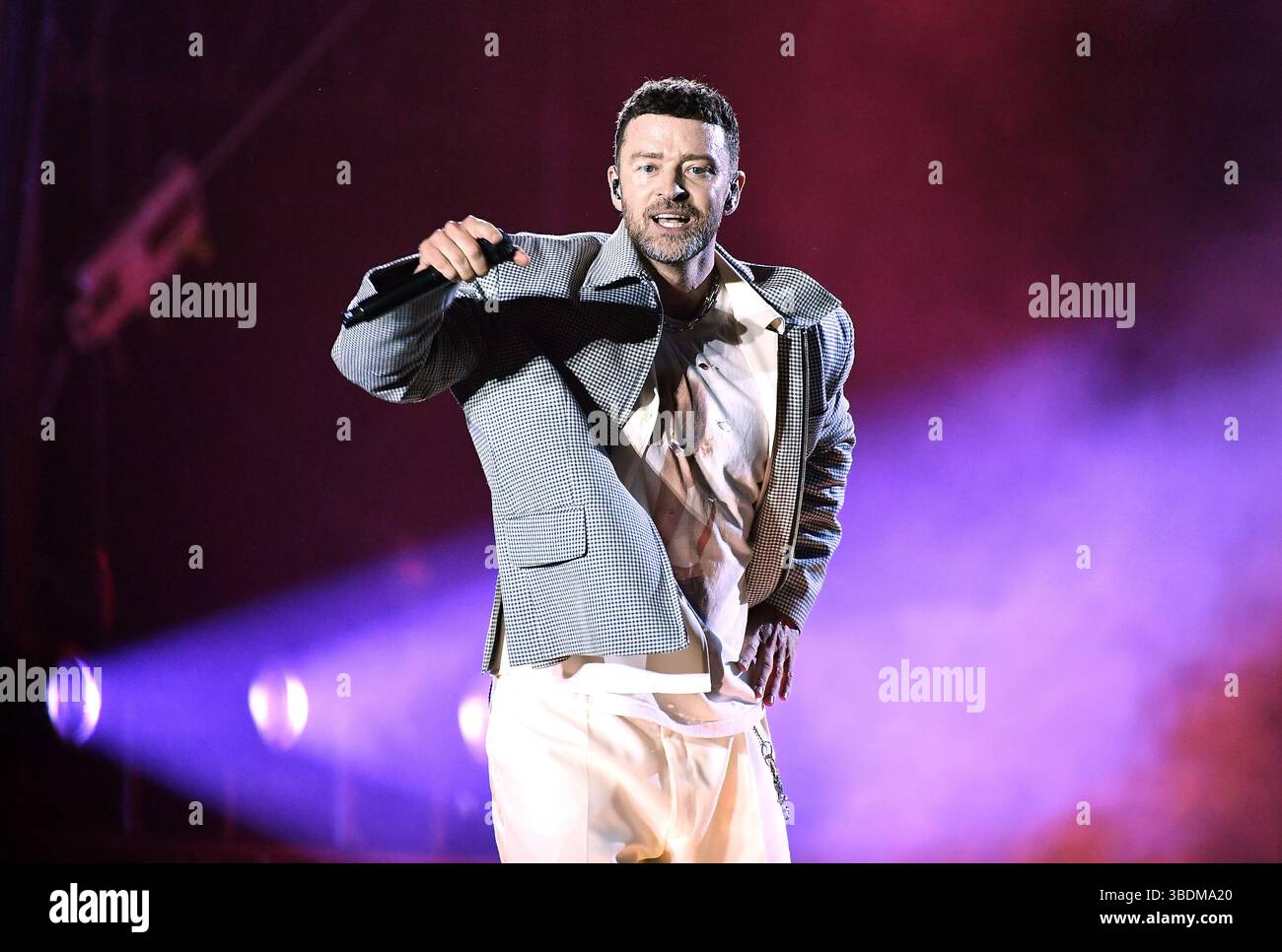 Justin Timberlake performs on Day 2 of BottleRock Napa Valley Music ...