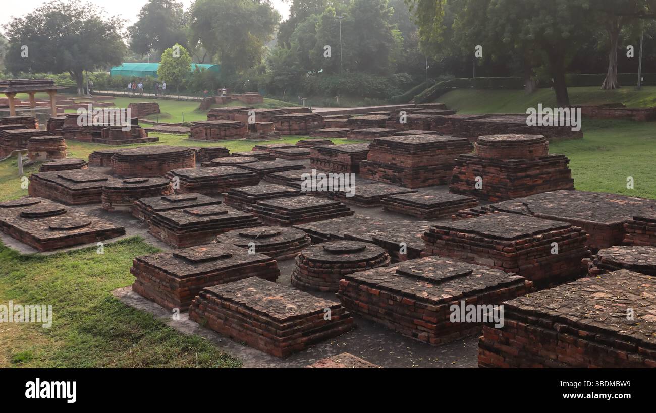 India, Uttar Pradesh, Varanasi, Sarnath, Ancient Ruins of Sarnath ...
