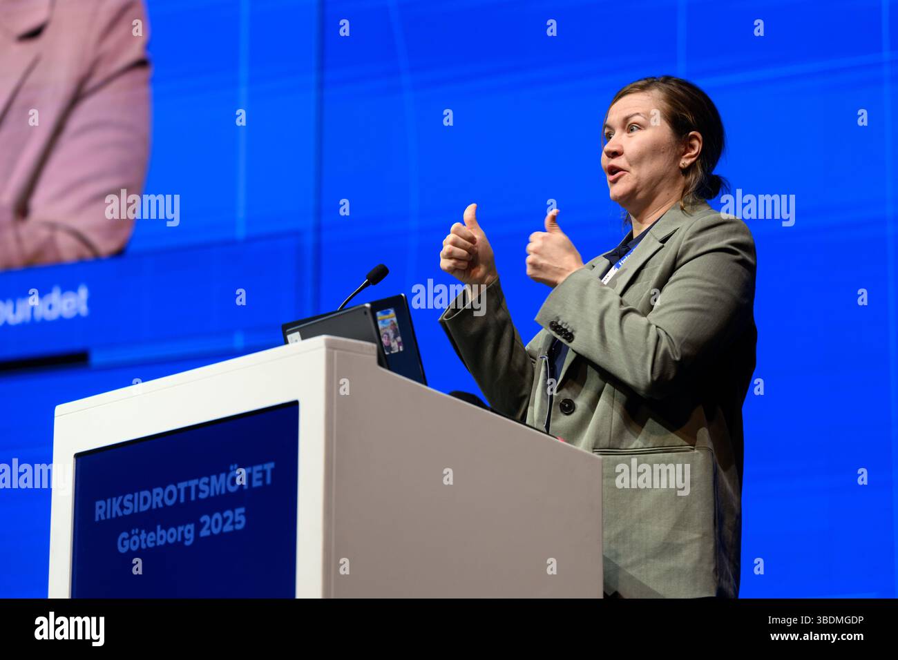 250525 Alexandra Polivanchuk, ombud Svenska Dövidrottsförbundet, under dag tre av ...