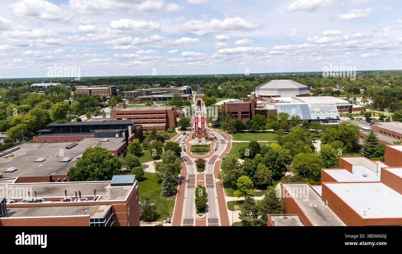 Aerial view of Shafer Tower at Ball State reveals a 150-ft carillon ...
