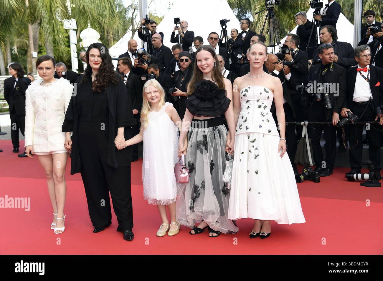 Lena Urzendowsky, Mascha Schilinski, Hanna Heckt, Laeni Geiseler und ...