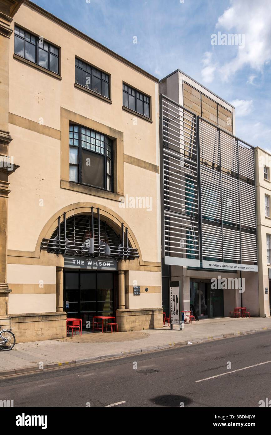 Cheltenham art gallery and museum hi-res stock photography and images ...