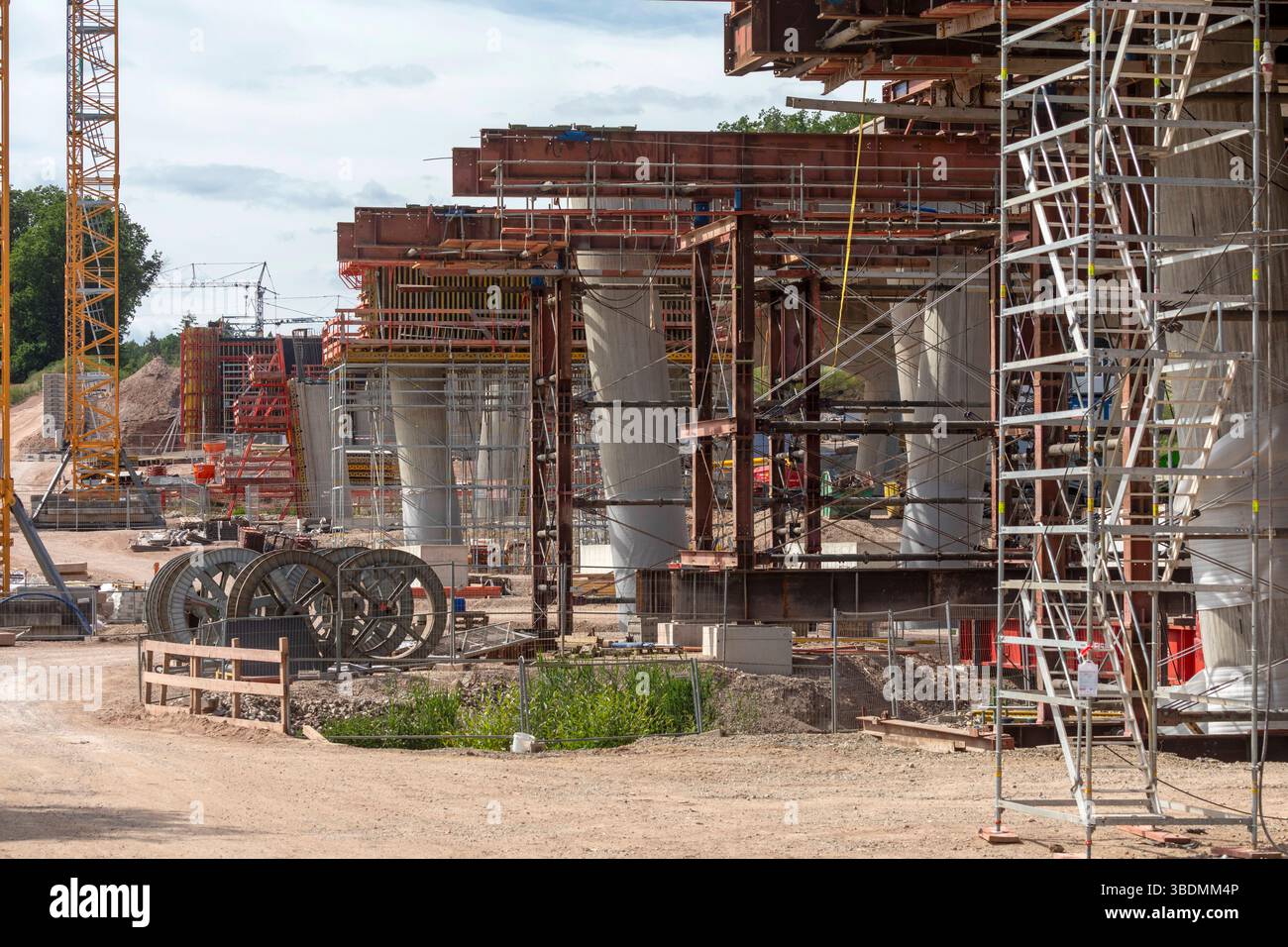 Bilderserie 24.05.2025 Ausbau der BAB 3 bei Erlangen mit Neubau der ...