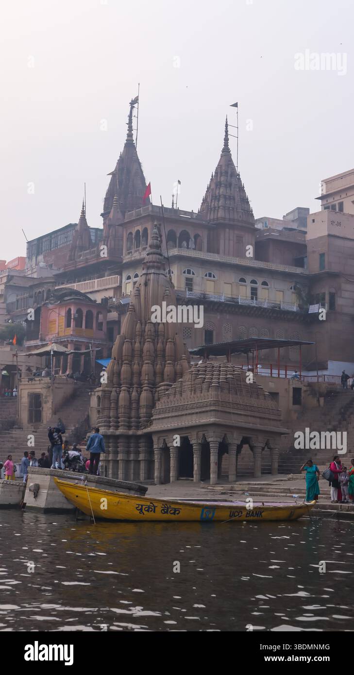 India, Uttar Pradesh, Varanasi, Ratneshwar Mahadev Temple, The Leaning ...
