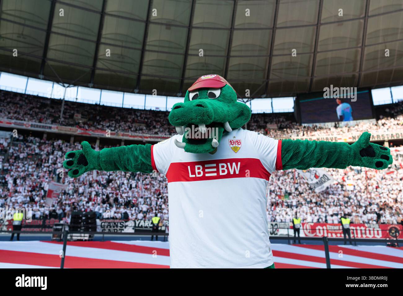 Berlin, Deutschland. 24th May, 2025. Fritzle (VfB Stuttgart ...