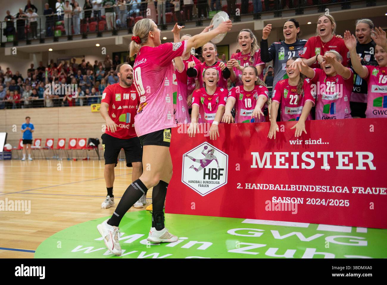 Halle, Deutschland. 24th May, 2025. Halle, Deutschland 24. Mai 2025: 2 ...