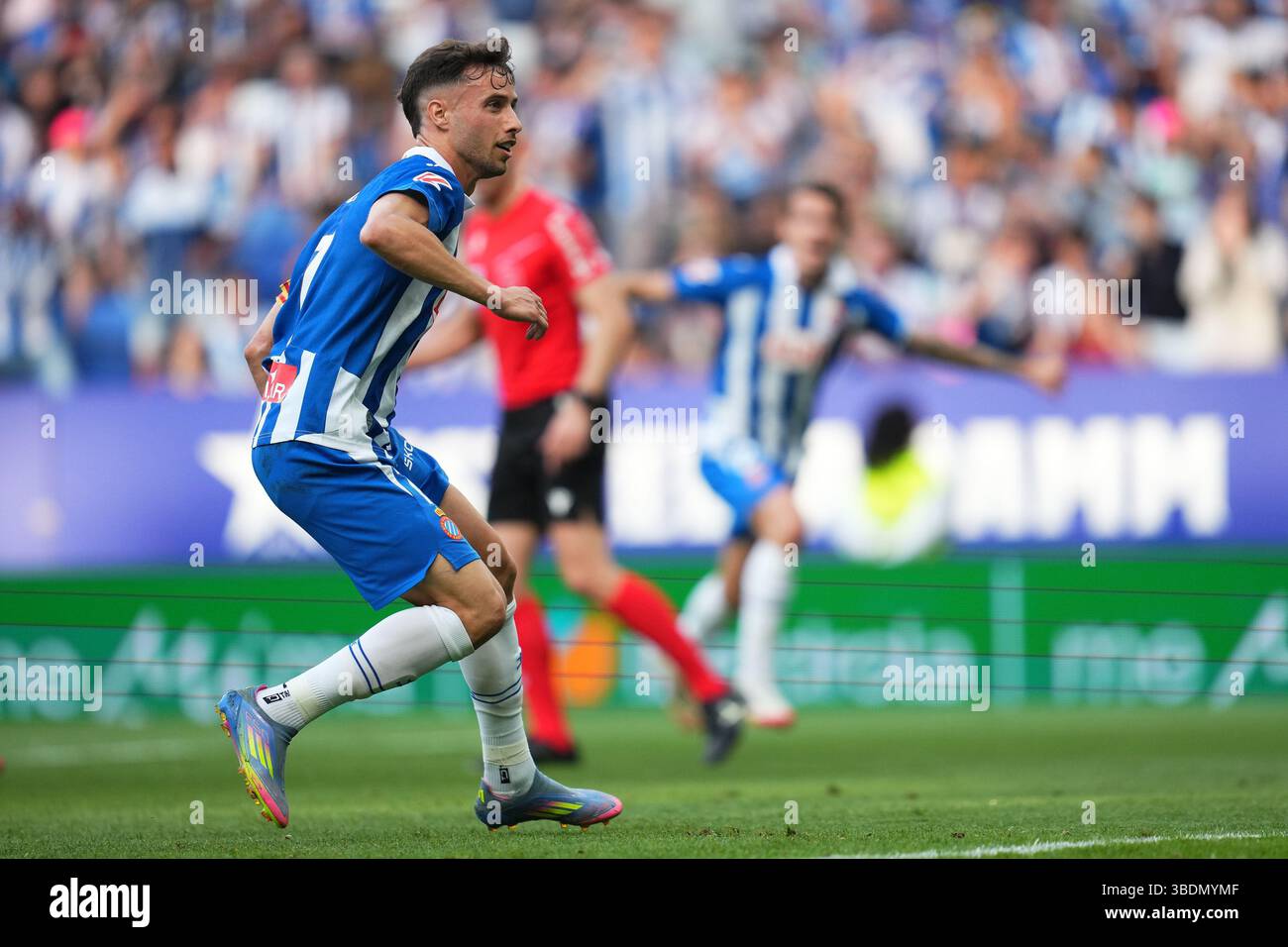 Barcelona, Spain. 25th May, 2024. Javi Puado of RCD Espanyol celebrates ...