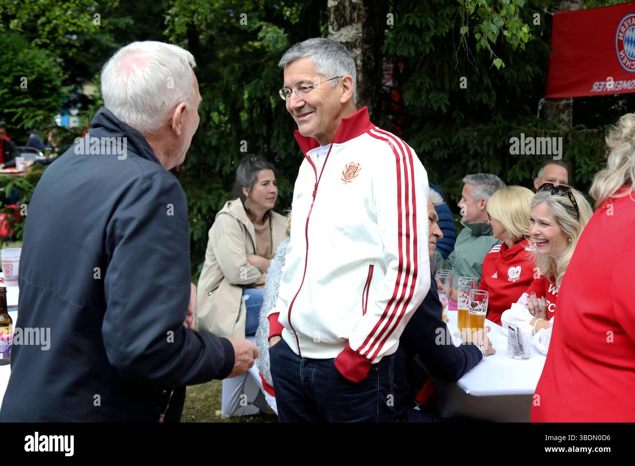 Herbert Hainer beim Jubiläums-Fan-Event 125 Jahre FC Bayern München im ...