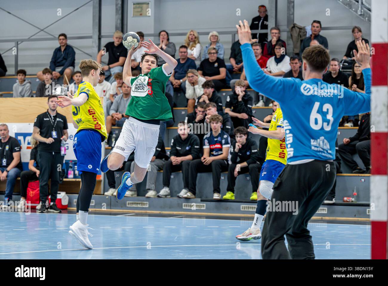 Joris van der Mei (HSG Dutenhofen/M?nchholzhausen, 9), Tom Bialek (HC ...