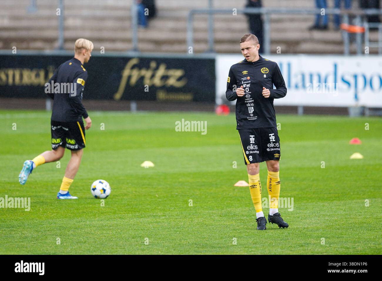Halmstad, Sverige. 25th May, 2025. 250525 Elfsborgs Sebastian Holmen ...