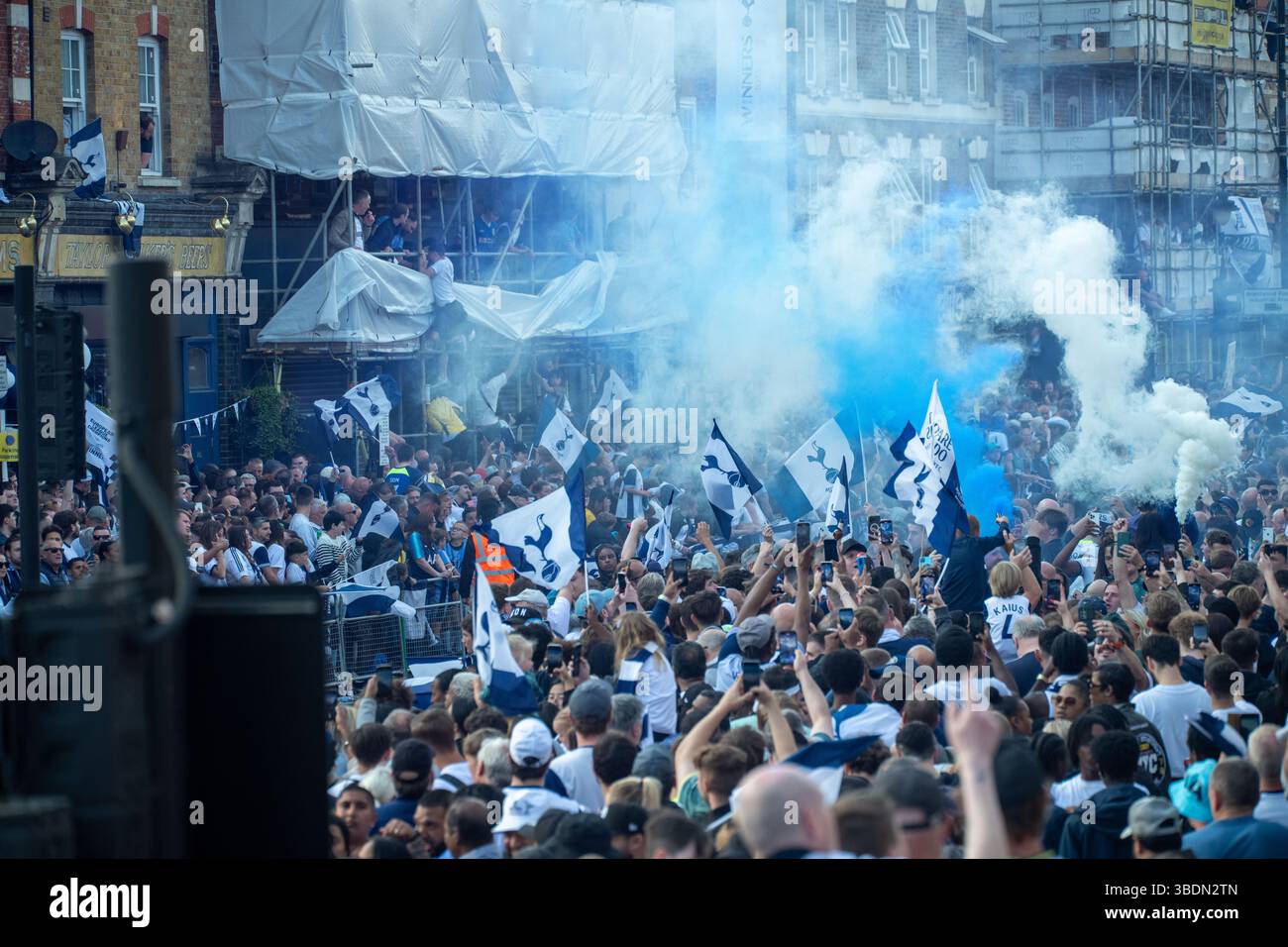 Tottenham Hotspurs 2025 winners parade Stock Photo - Alamy