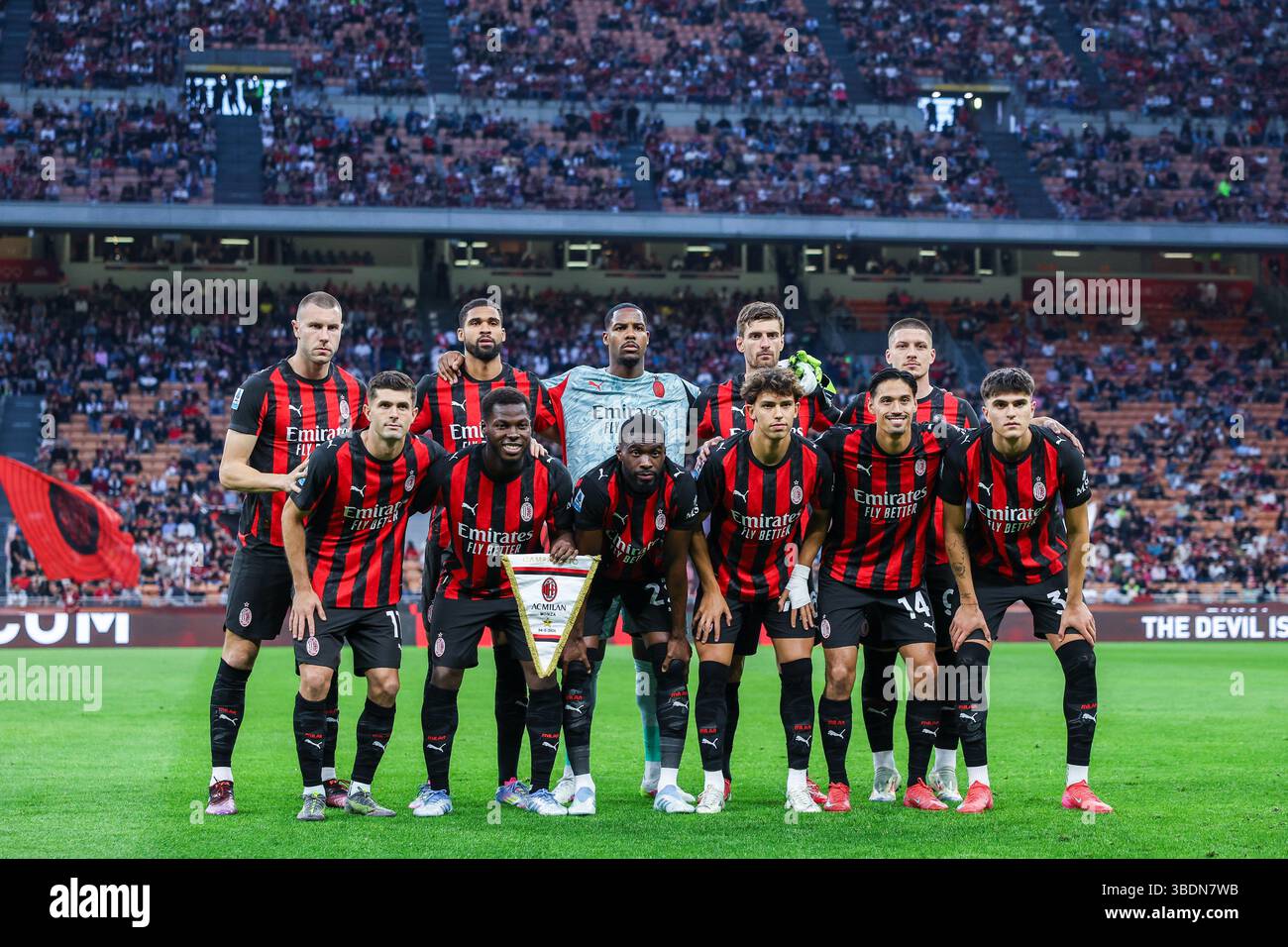 Milan, Italy. 25th May, 2025. AC Milan players pose for the line up ...